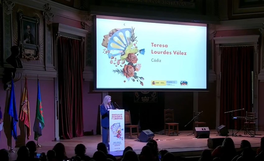 El Ayuntamiento felicita a Teresa Vélez por recibir un reconocimiento ...